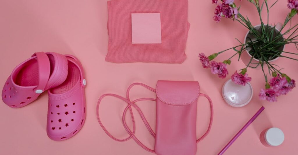 L'évolution surprenante des crocs : des chaussures moches à une ...